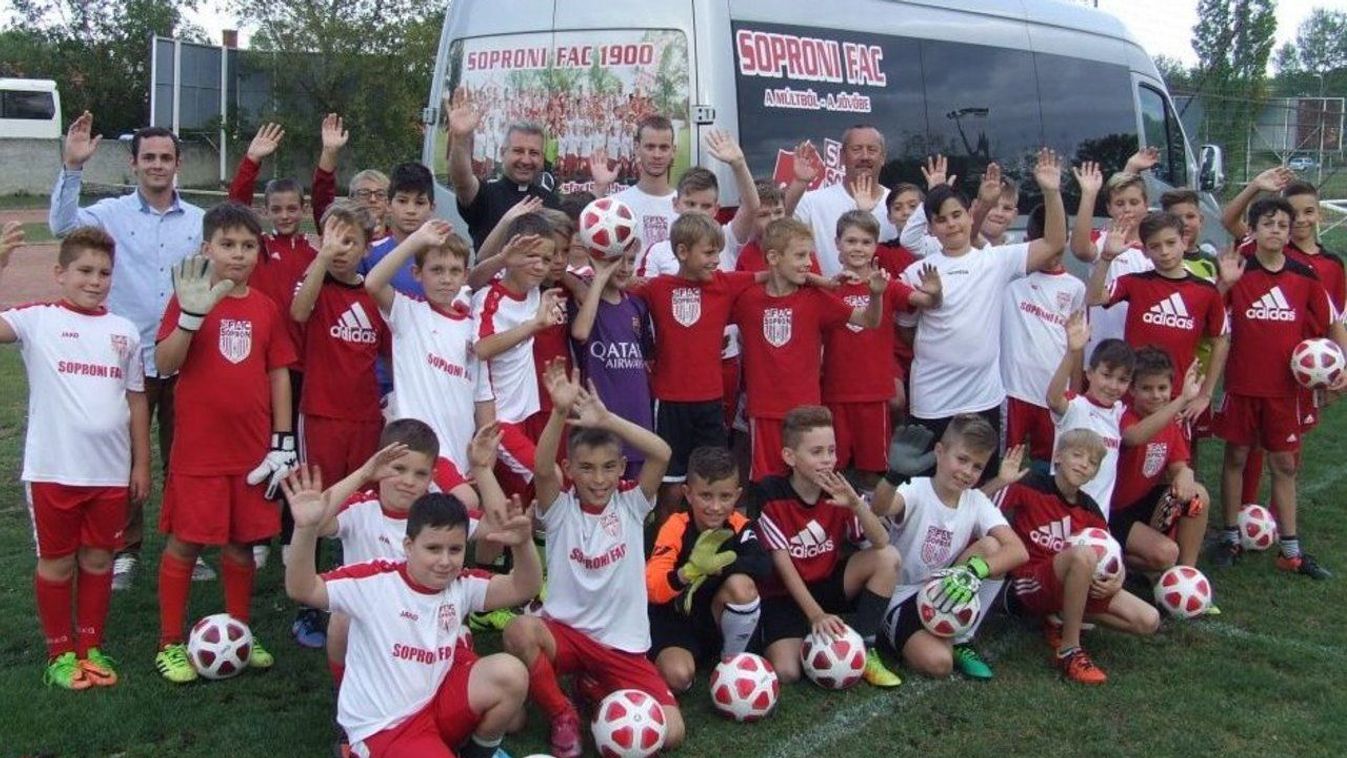 KISALFOLD - SFAC - Új busz a soproni egyesületnél