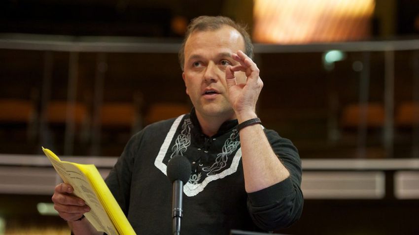 KISALFOLD - A magyargyűlölet elleni fellépésre szólít fel Gaudi-Nagy ...