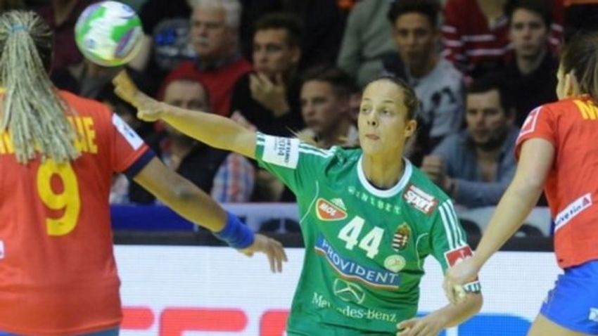 KISALFOLD - Női kézilabda EB - Innen folytatja a magyar válogatott - fotók