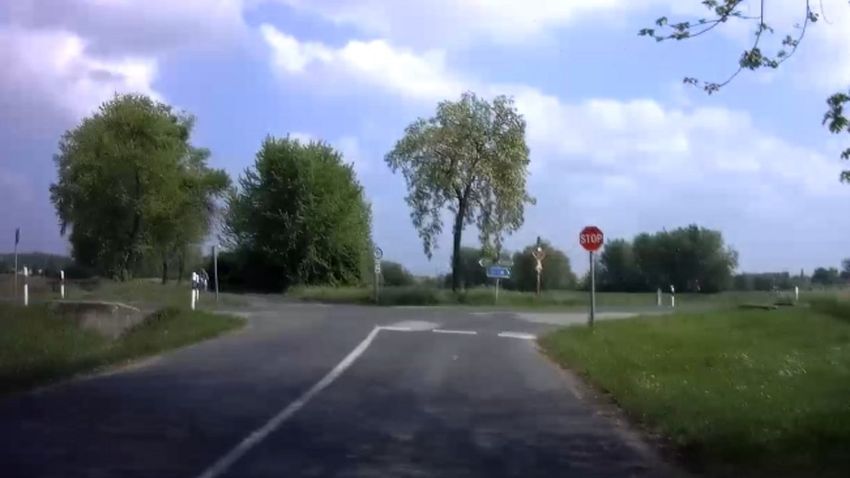 KISALFOLD - Figyelem! Megváltozott a forgalom rendje Jobaházánál - Fotók KISALFOLD - Figyelem! Megváltozott a forgalom rendje Jobaházánál - Fotók