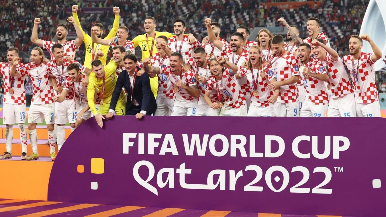 Foci Vb 2022 - Közös meccsnézés az űrben