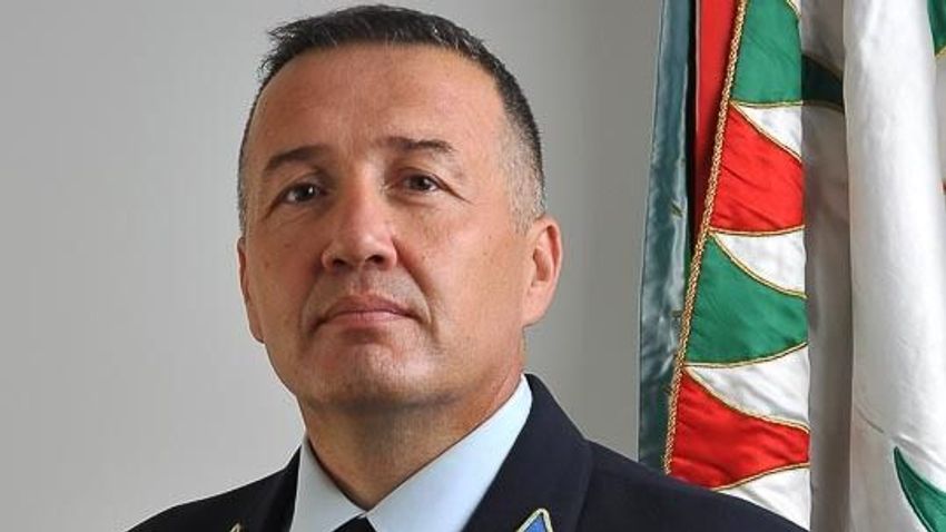 KISALFOLD - Fellobbanó lángok - Könczöl Ferenc ezredes, parancsnok ...