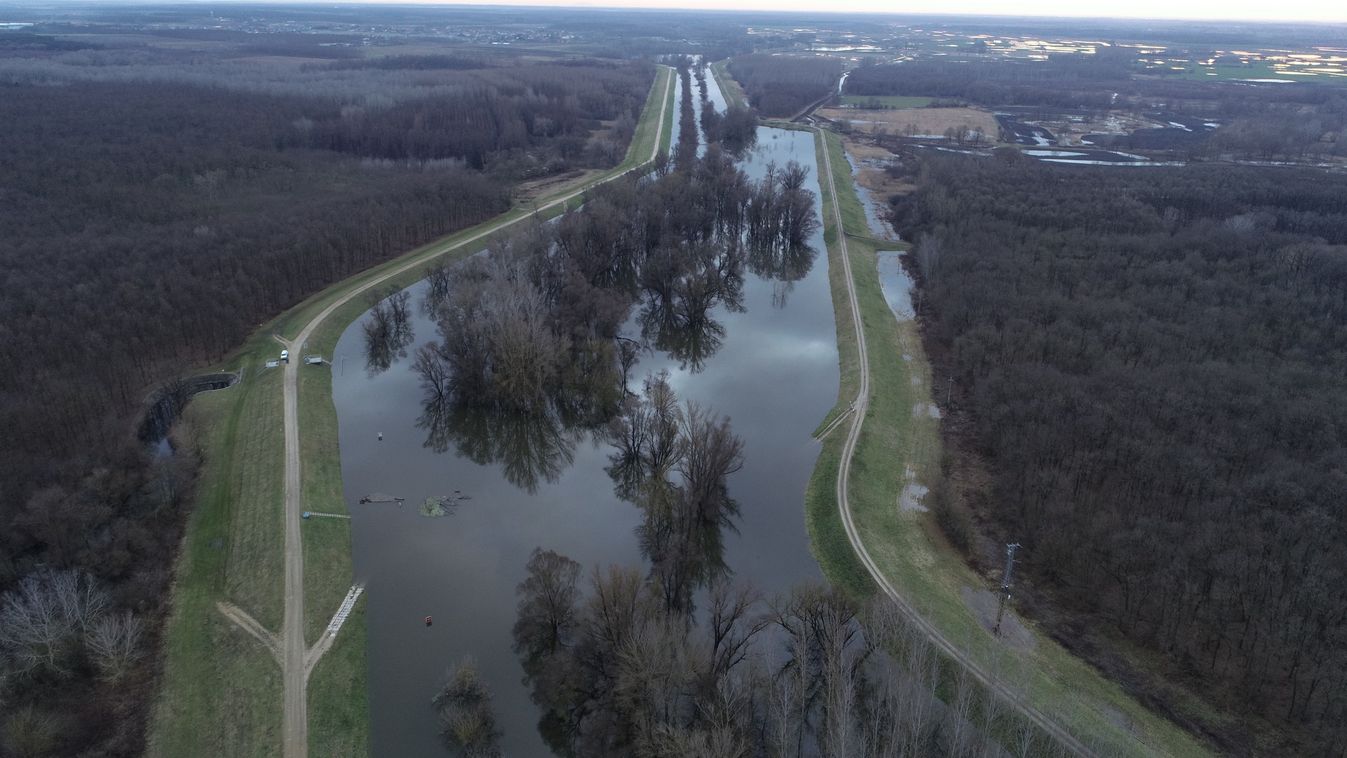 Áradás 2023 végén - Folyamatosan apad a vízszint Győr térségében