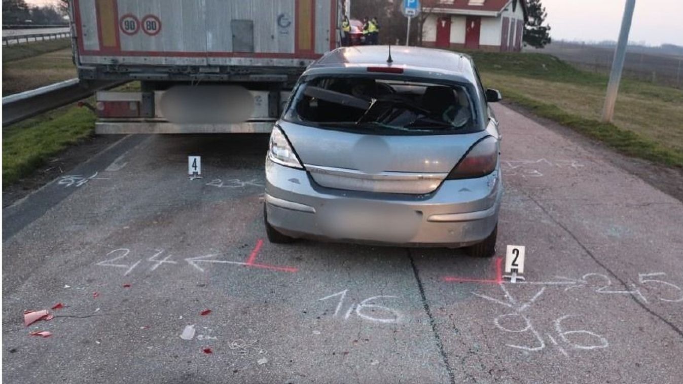 Ítélet - Rendőröknek hajtott az M1-esen Tata közelében az embercsempész