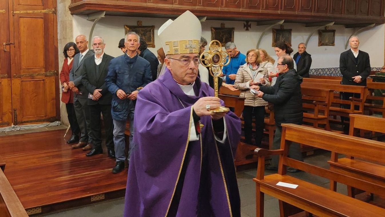 IV. Károly király emlékére misét mondtak