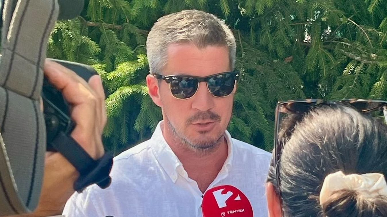 Kocsis Máté szerint Magyar Péter és a Telex álhíreket gyárt