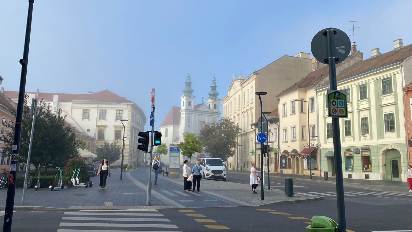 Ködös reggelre ébredt Sopron