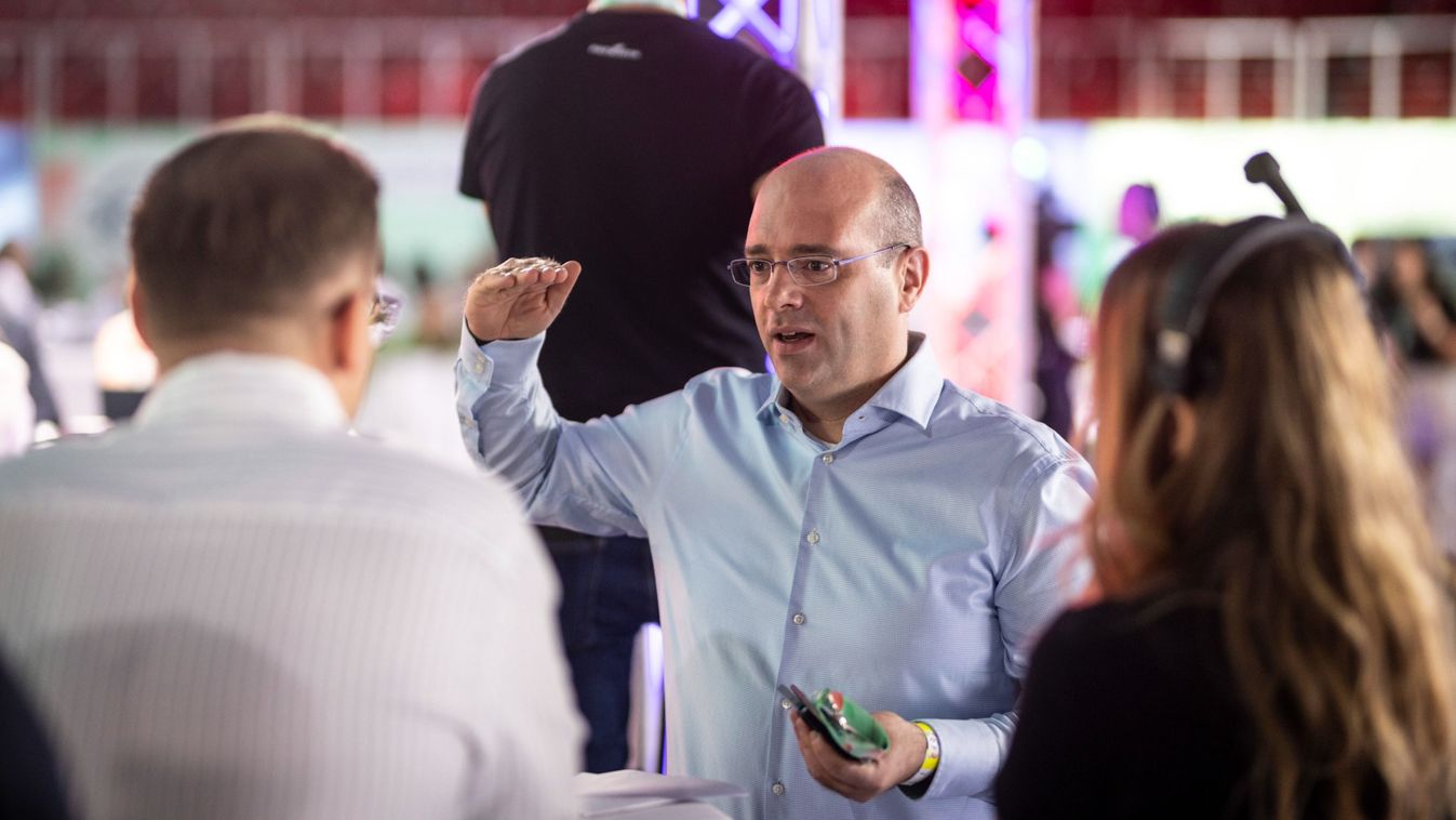 Tisza Párt: a jövőjük tíz nap alatt eldőlhet