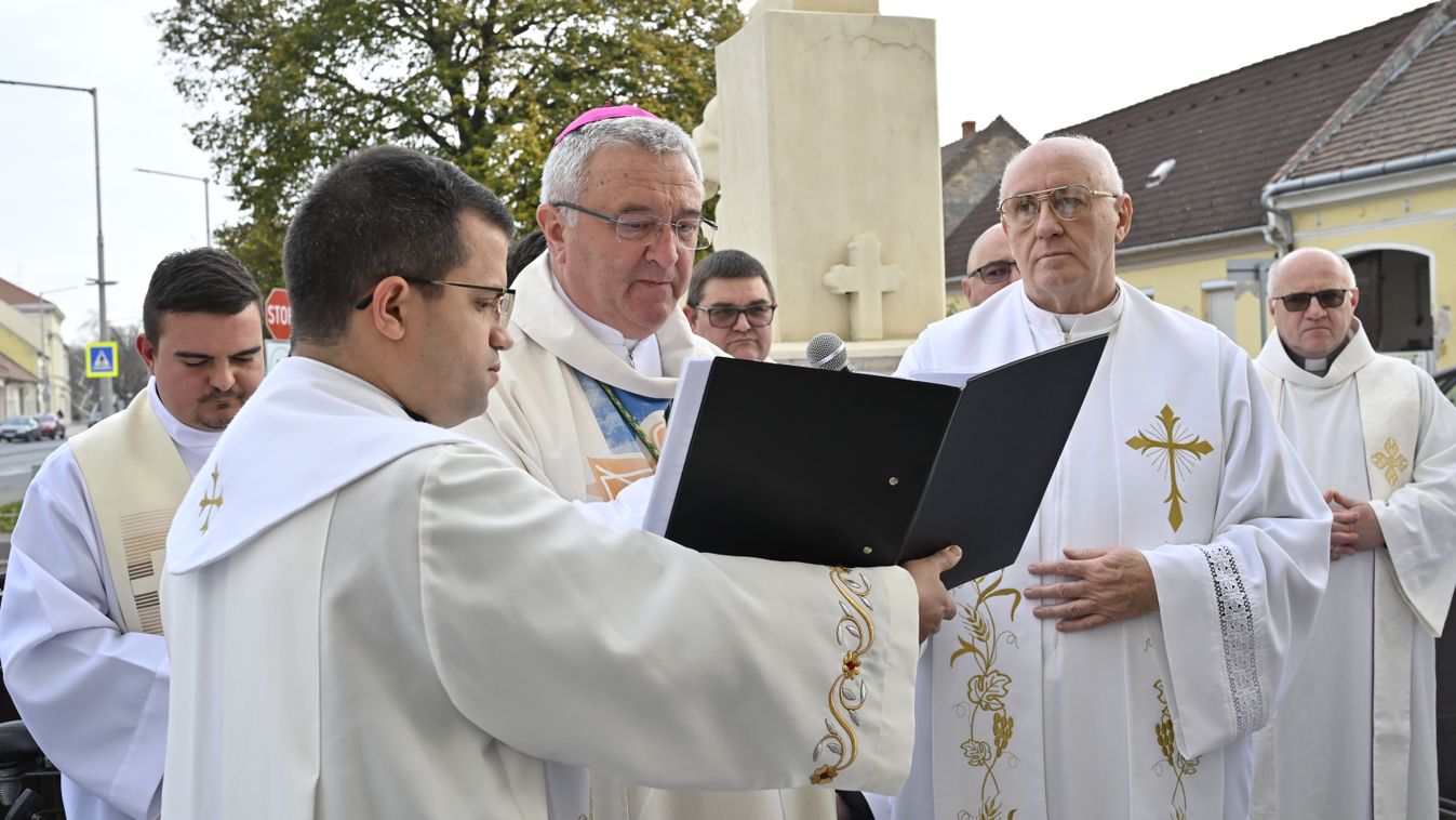 A mosoni templom püspöki áldást kapott - fotók