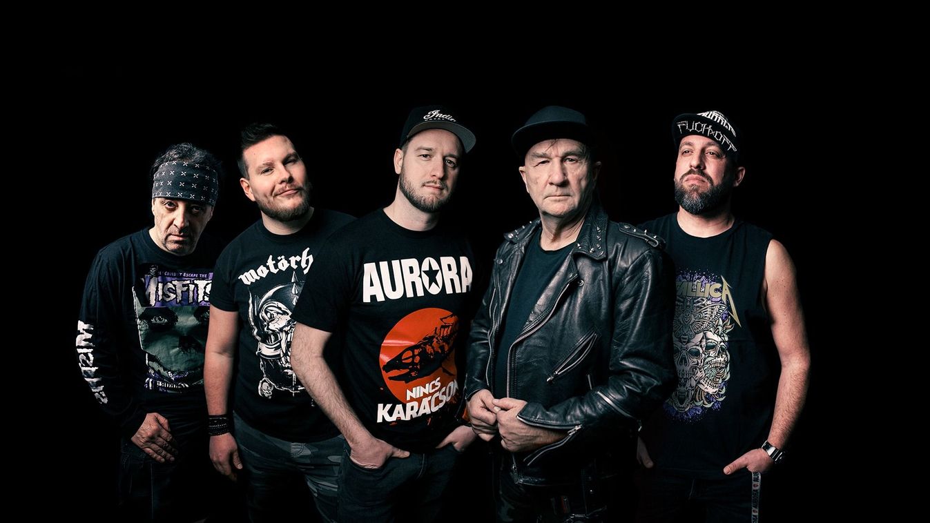 Az Auróra zenekar győri koncerttel búcsúztatja az évet