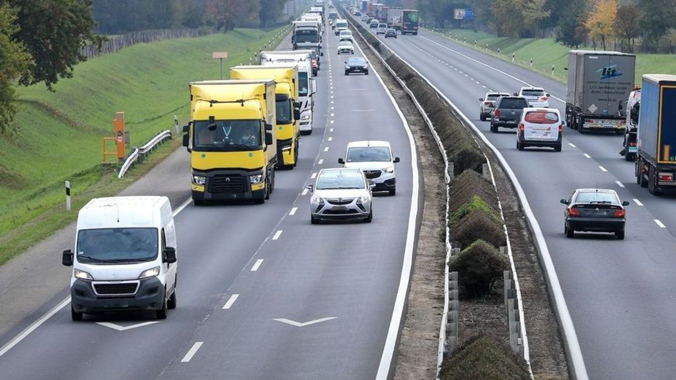 Szijjártó Péter: Az osztrák határellenőrzés indokolatlan és tisztességtelen