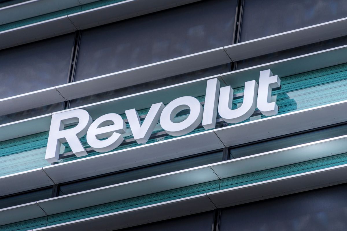Revolut Magyarországon: Ezt a 12 dolgot még mindig nem tudjuk